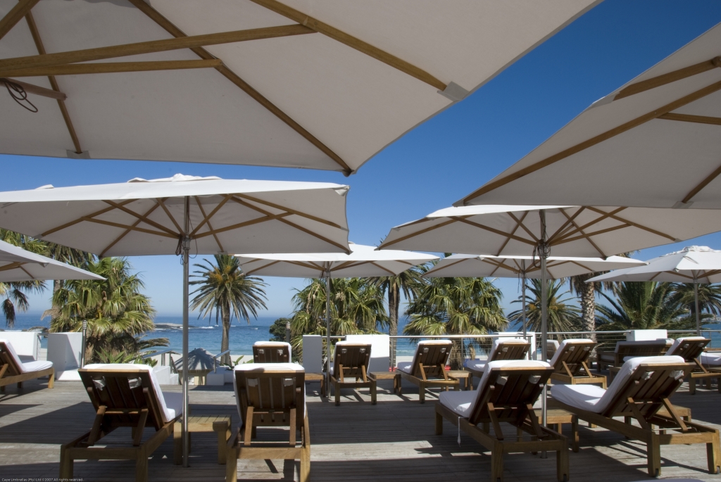 parasols - gallerie - Raymark Services